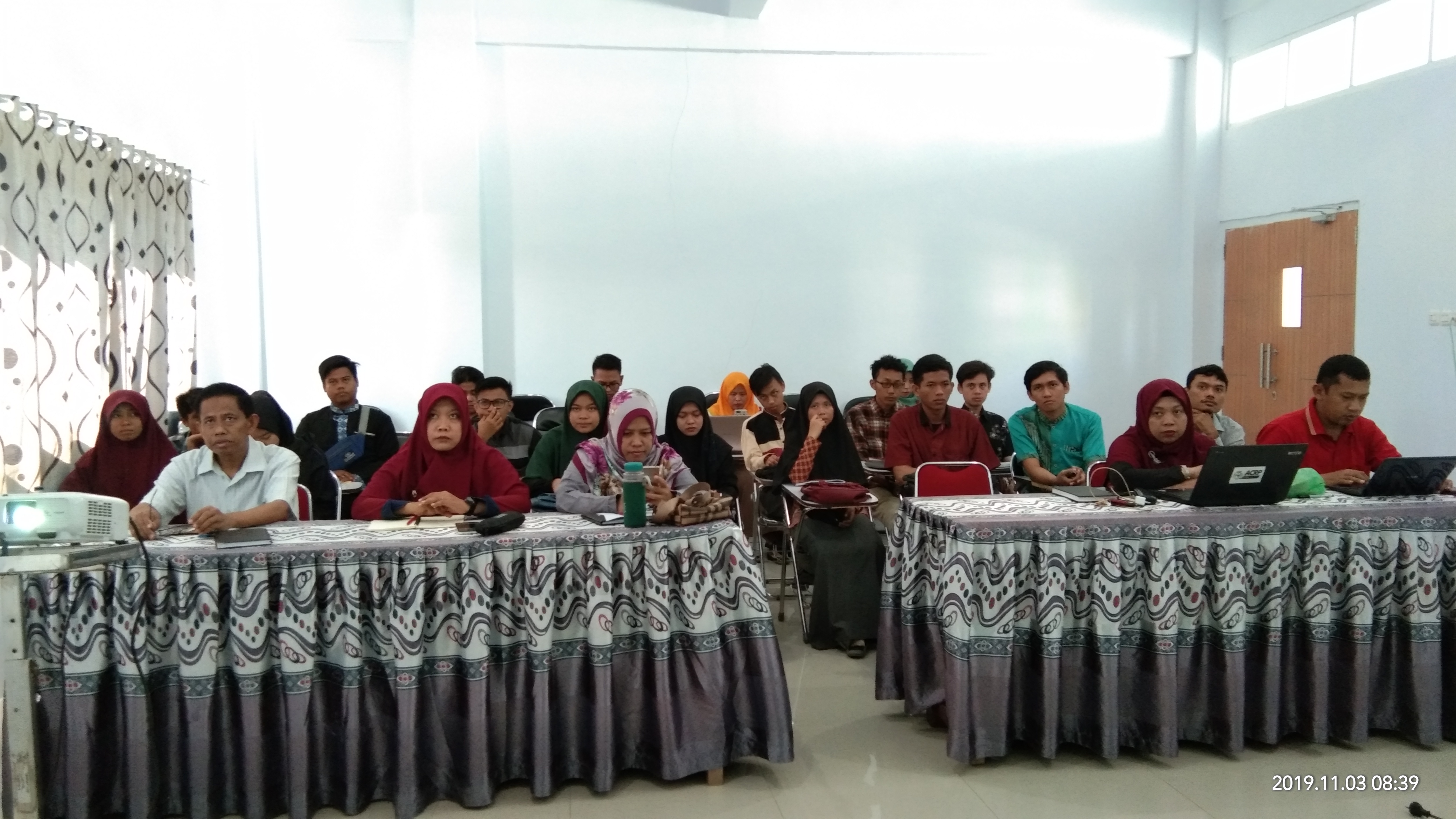 Tarbiyah gelar Workshop Academic Writing | IAIN PAREPARE
