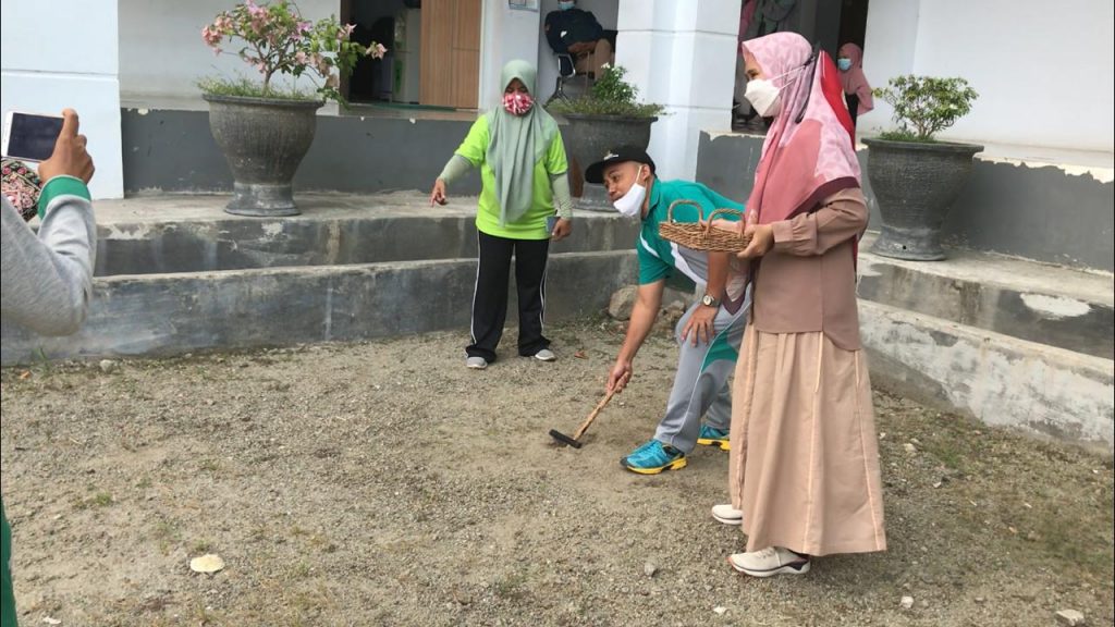 Tarbiyah Award Tampilkan Permainan Tradisional ma’cangke dan ma’raga | IAIN PAREPARE