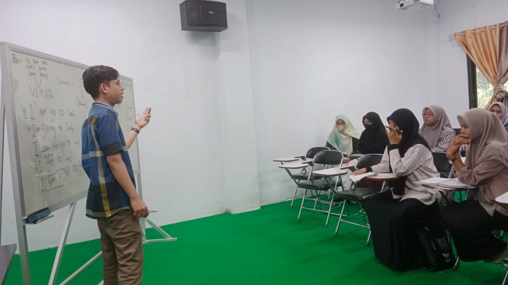 Awali Student Mobility Programs, UPT Bahasa Bekali Mahasiswa TOEFL Preparation | IAIN PAREPARE