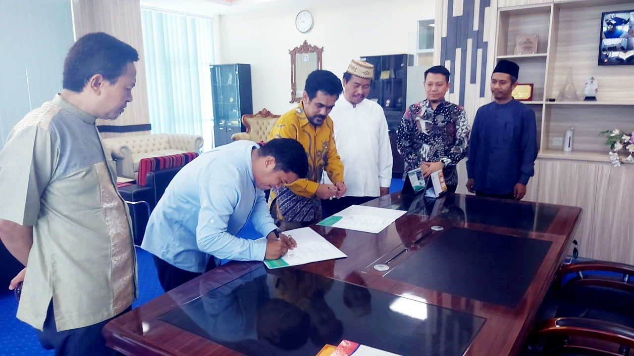 Kolaborasi Riset dan Penguatan Moderasi Beragama, LP2M MoU Bersama ...