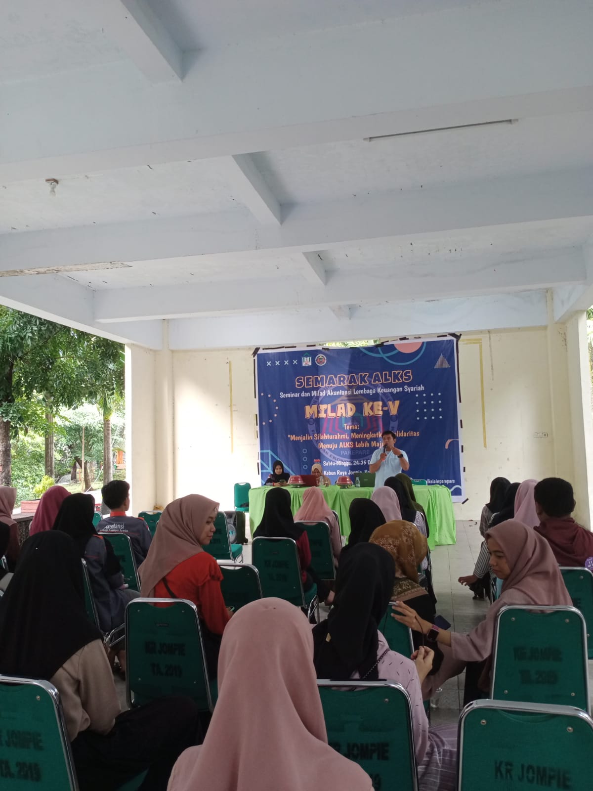 Semarak Milad, HMPS ALKS Gelar Seminar Peran Akuntan di Era Digital | IAIN PAREPARE